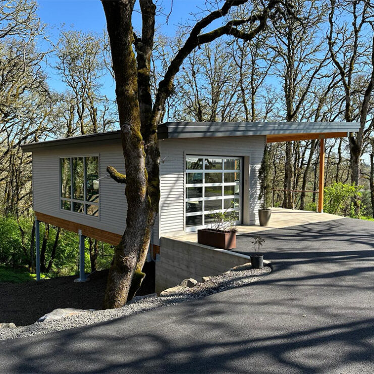 Modern Garage – Blue Spruce Builders